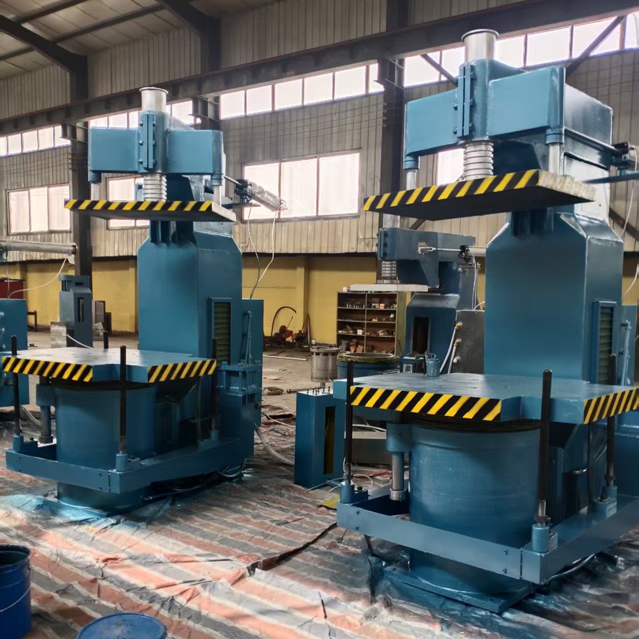 How Does A Jolt Squeeze Molding Machine Work? - foundrybestech.com